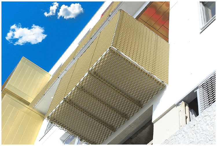Architectural Expanded Metal Mesh Comes in Various Colors & Patterns